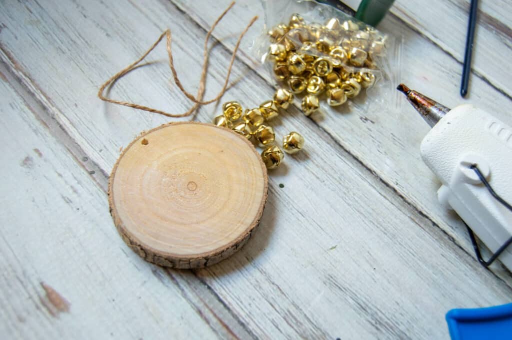 DIY: How to Make Rustic Wood Slice Tree Ornaments