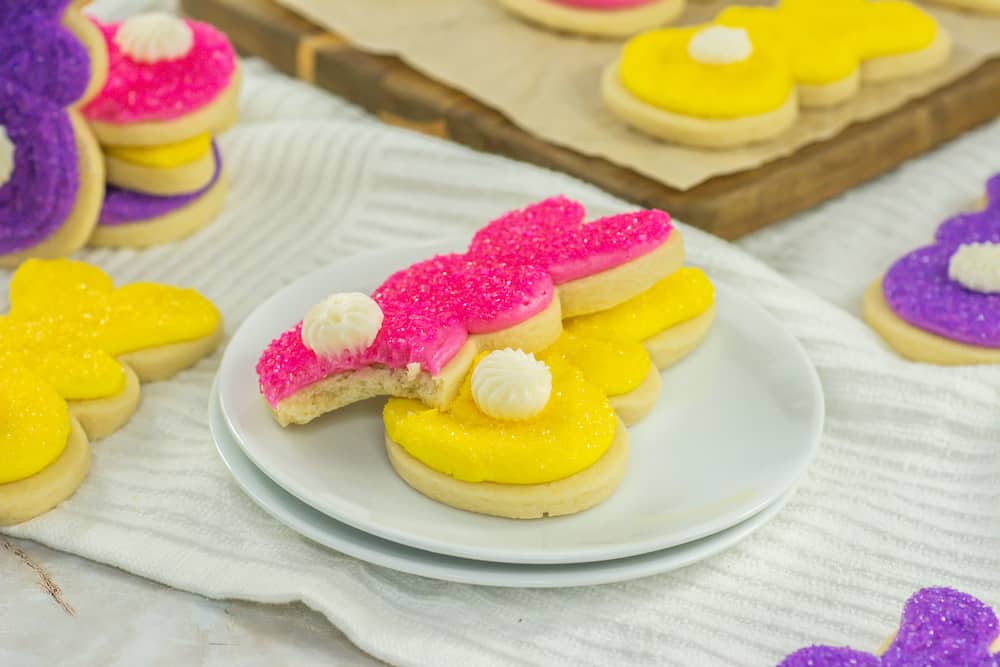 How to Make Easter Bunny Sugar Cookies Recipe - The Benson Street