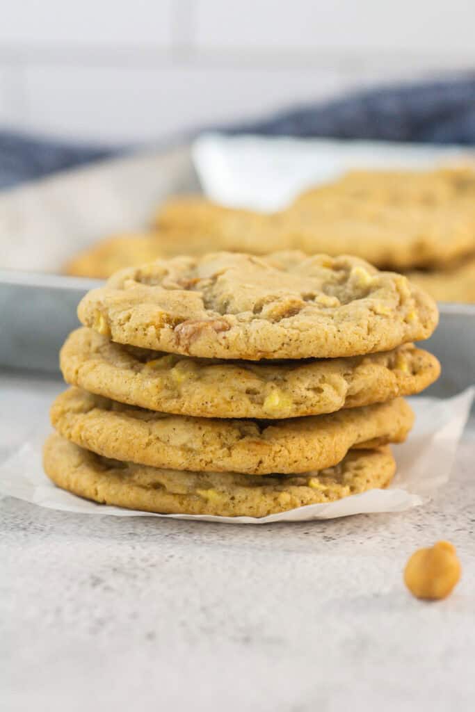 How to Make the Best Chewy Caramel Apple Cookies - The Benson Street