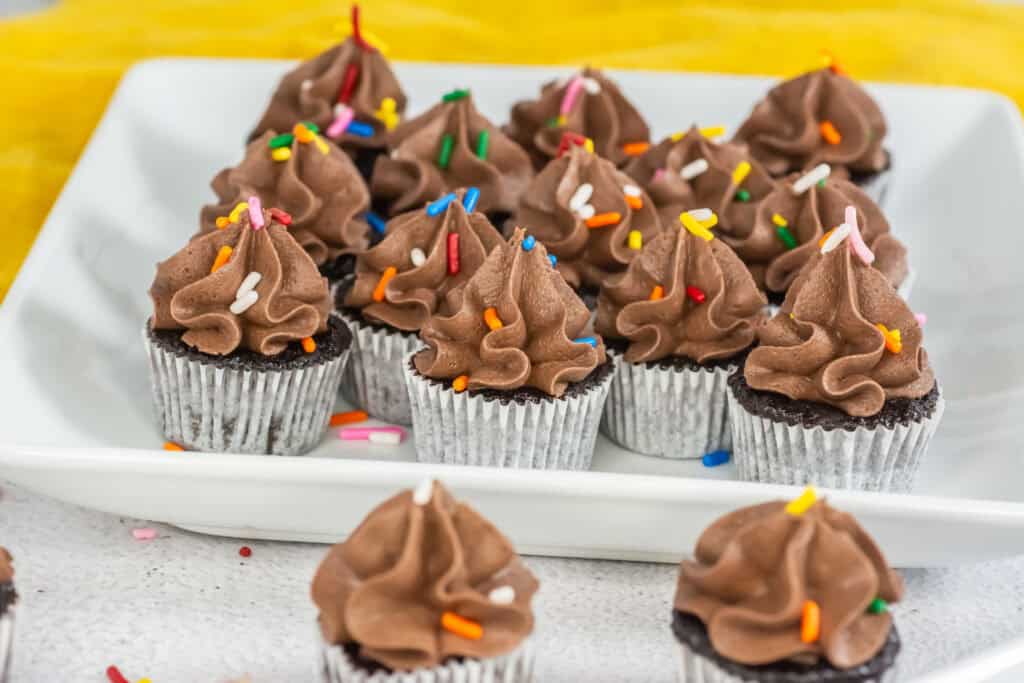 How to make Mini Chocolate Cupcakes Recipe from Scratch - The Benson Street
