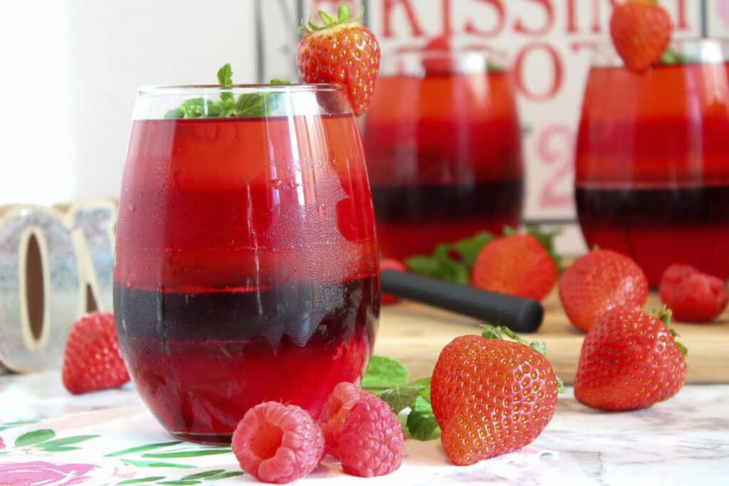 Valentine’s Day Layered Jello: A Festive and Fun Dessert