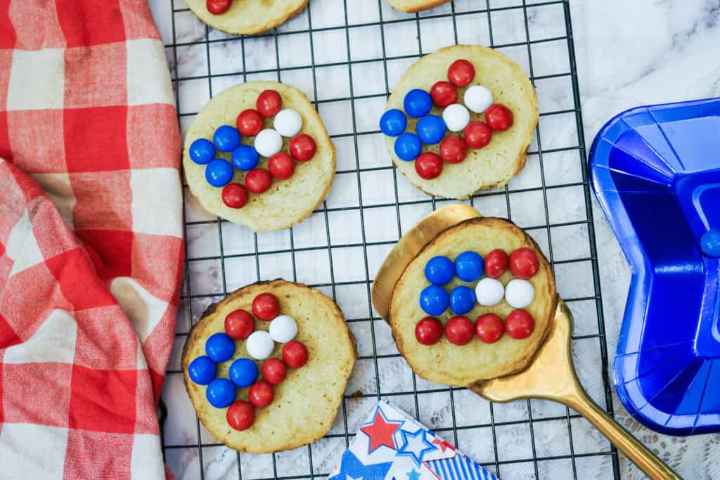 Patriotic Flag Cookies: A Fun and Festive Treat for the 4th of July ...