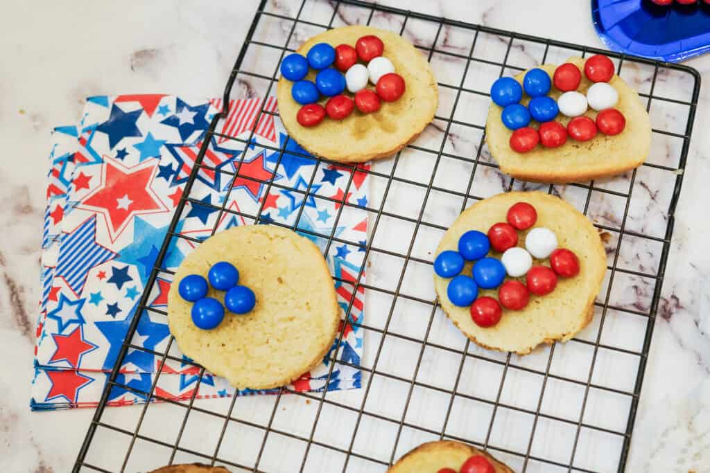 Patriotic Flag Cookies: A Fun and Festive Treat for the 4th of July ...