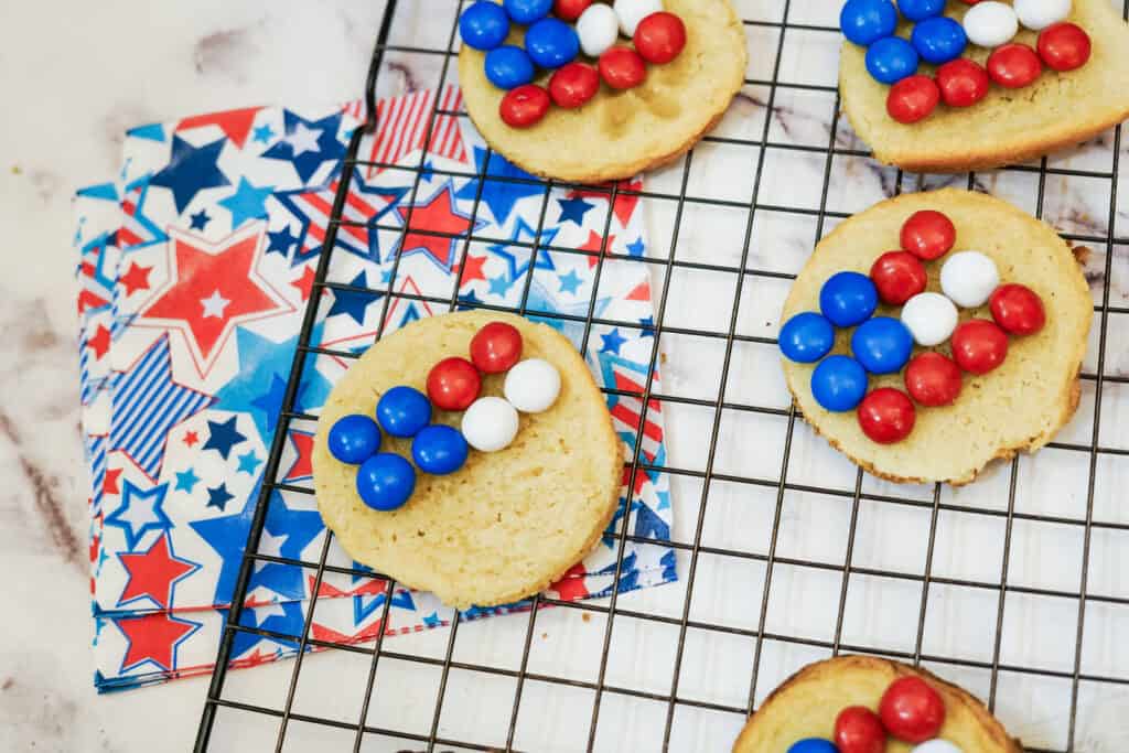 Patriotic Flag Cookies: A Fun and Festive Treat for the 4th of July ...