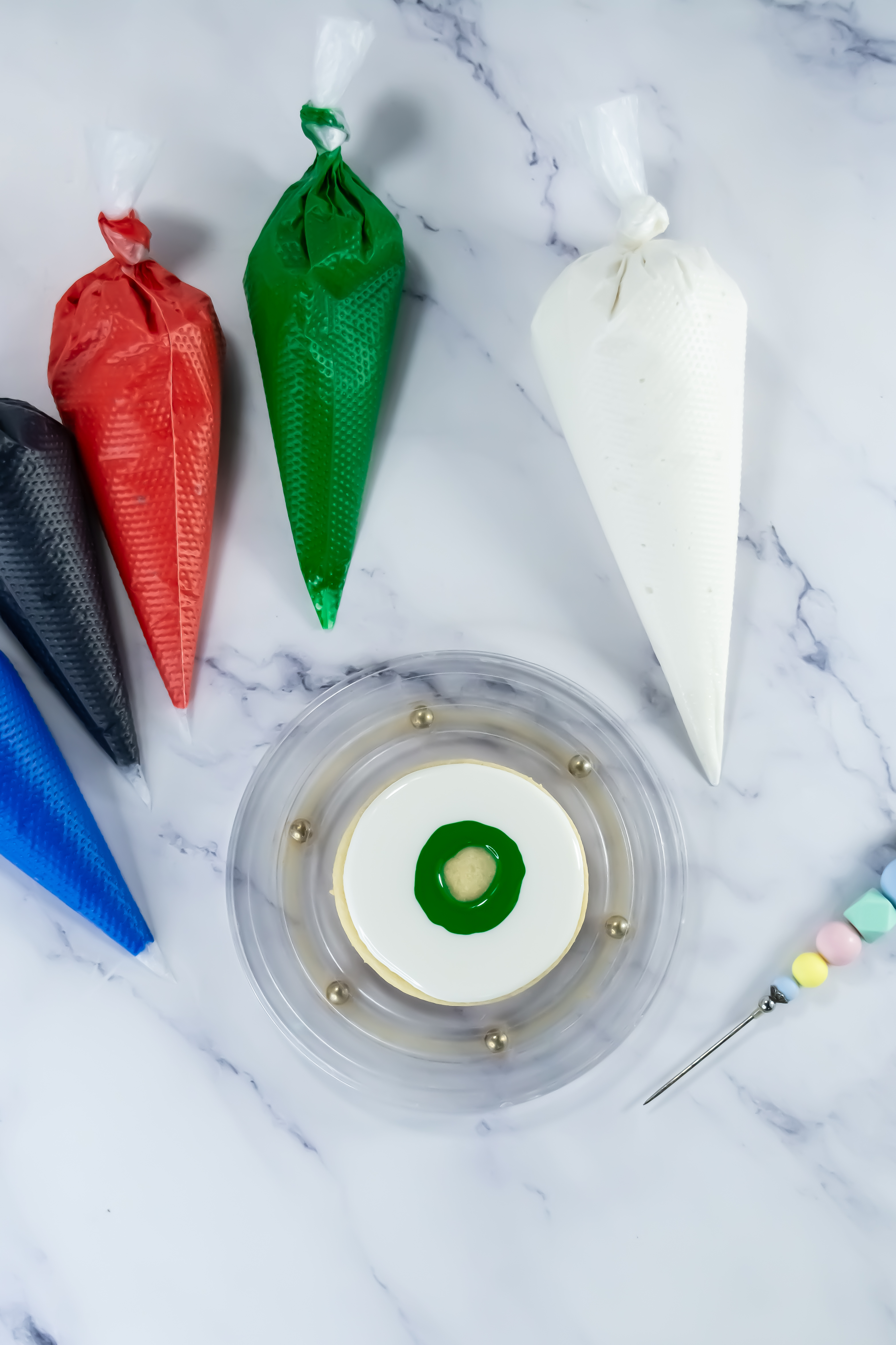 How To Make Spooky Eyeball Cookies: Decorated with Icing