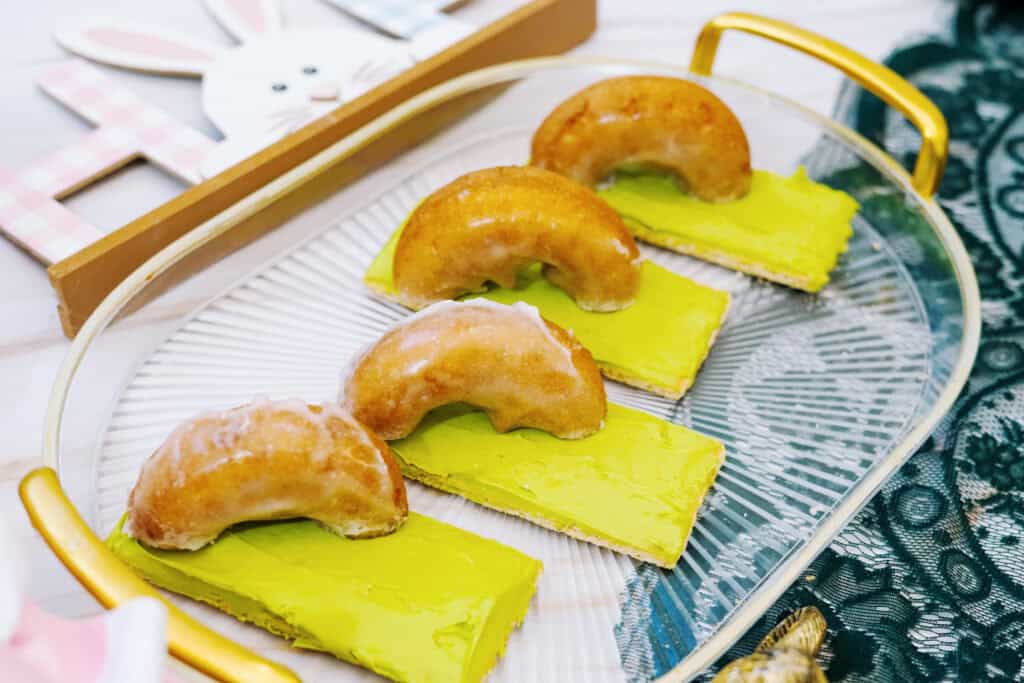 How to Make Resurrection Easter Tomb Donuts Activity & Treat - The ...